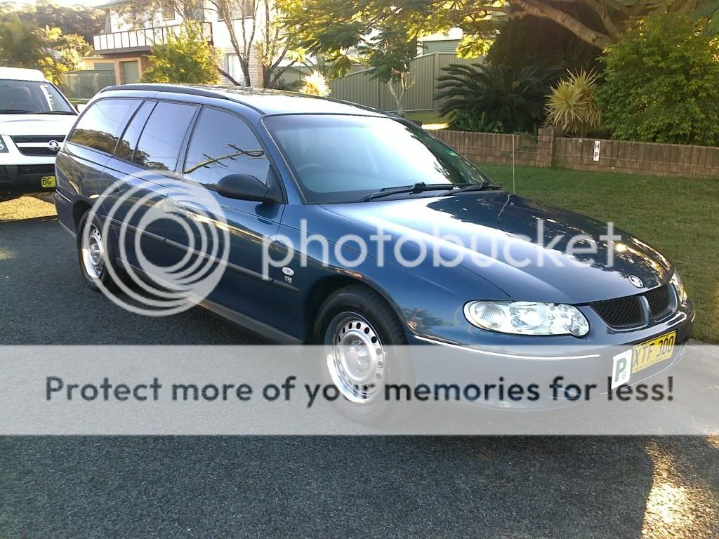 The wifes VX wagon | Just Commodores